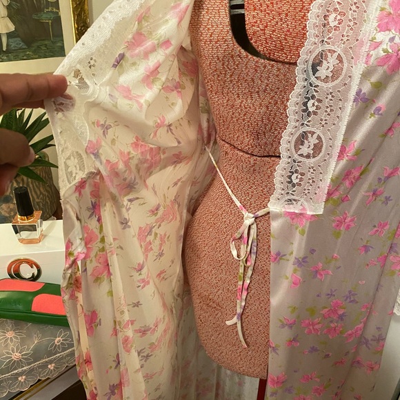 Frederick's of Hollywood | Intimates & Sleepwear | Vintage Fredricks Of ...